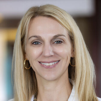 Sarah King, CNP - Oakwood, OH - Obstetrics and Gynecology